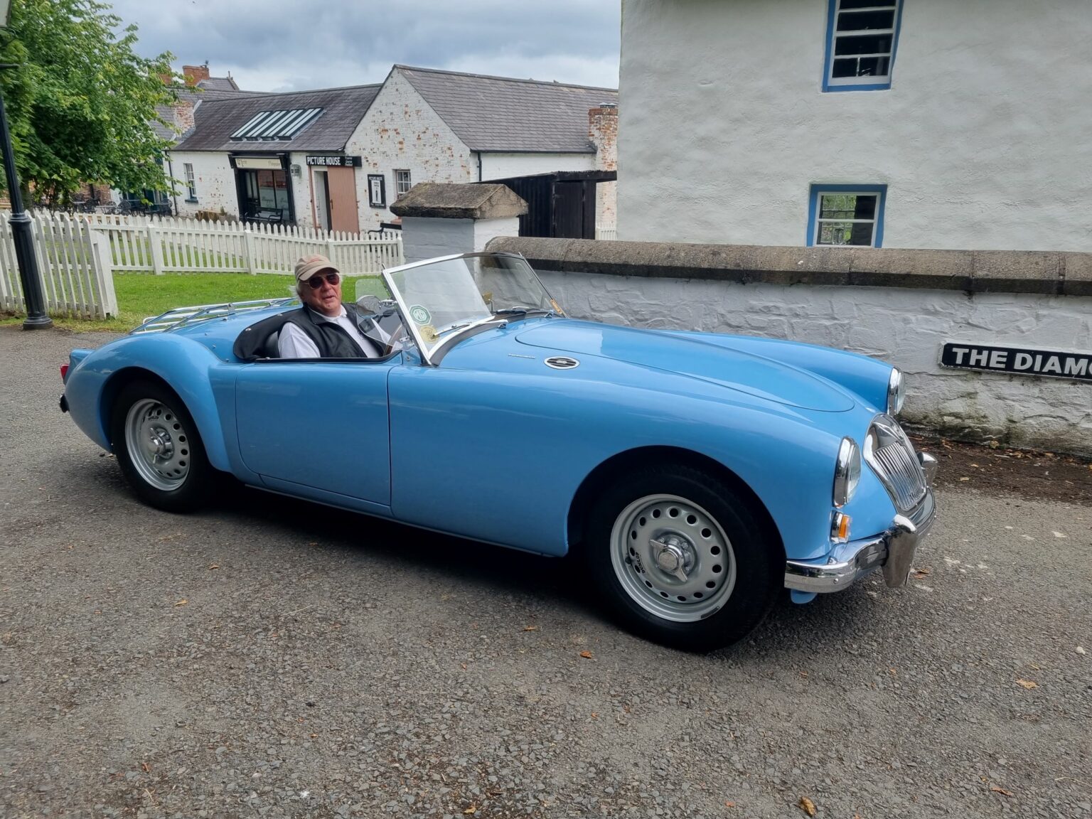 The MGB Story: Through the Production Years - MG Owners' Club Northern ...